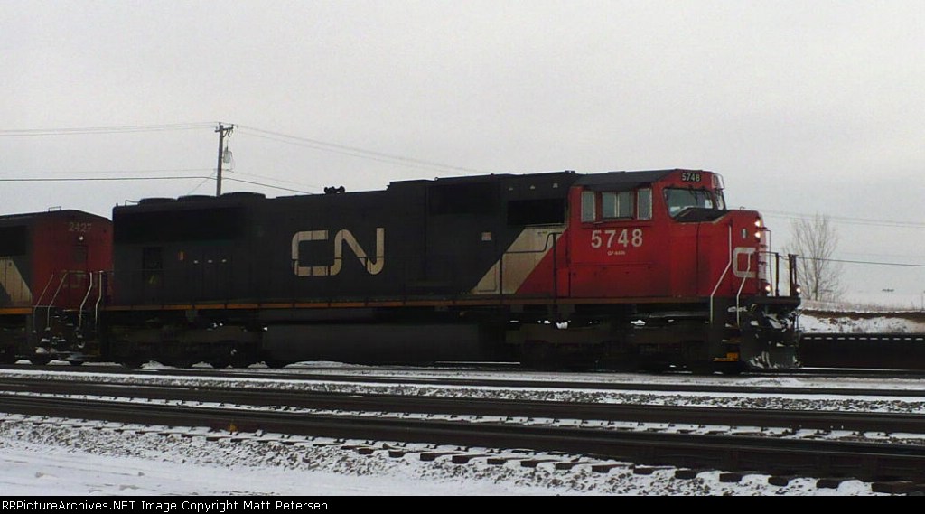 CN 5748